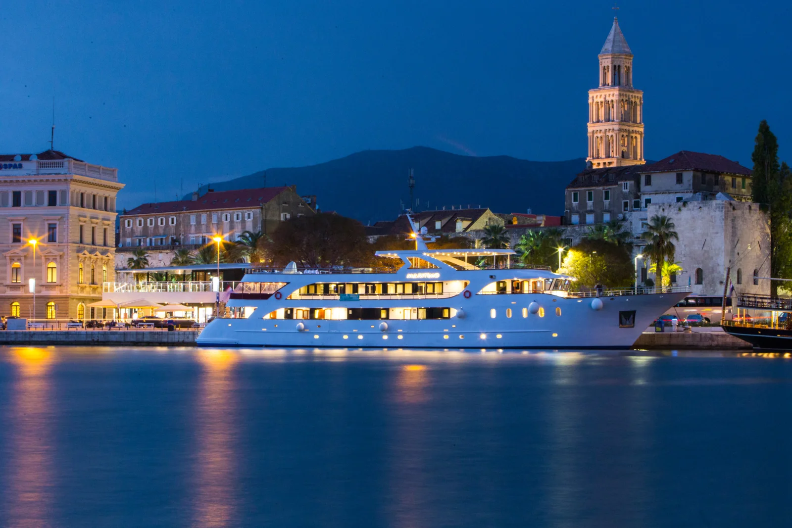 MV Maritimo | Deluxe Superior Ship for Adriatic Cruises