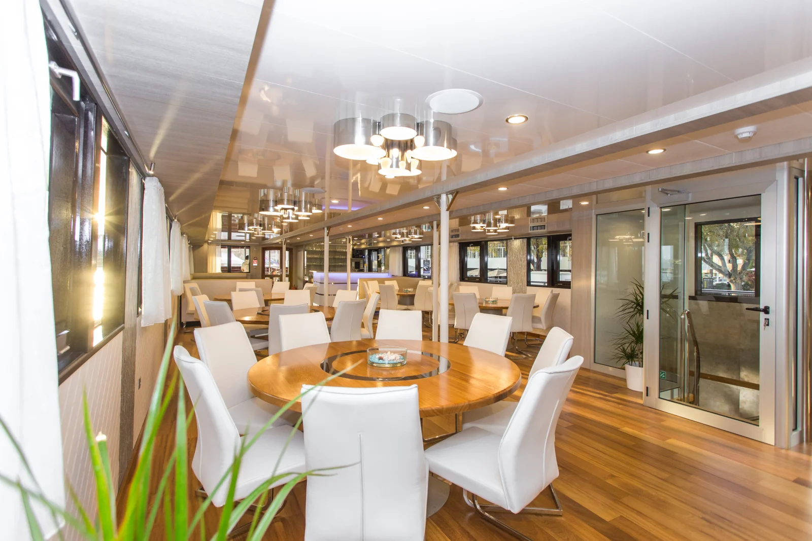 MV Maritimo | Deluxe Superior Ship for Adriatic Cruises