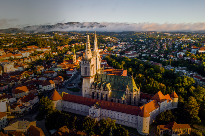 Croatian Gateway: Zagreb to Split - A Scenic Tour through Croatia
