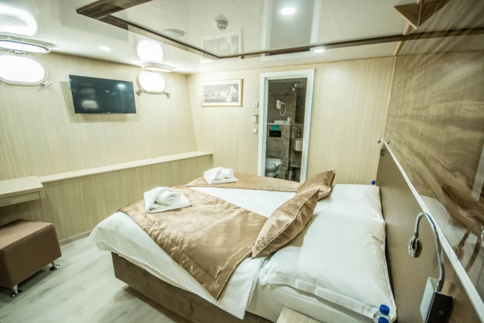 MV Markan | Deluxe Superior Ship for Adriatic Cruises